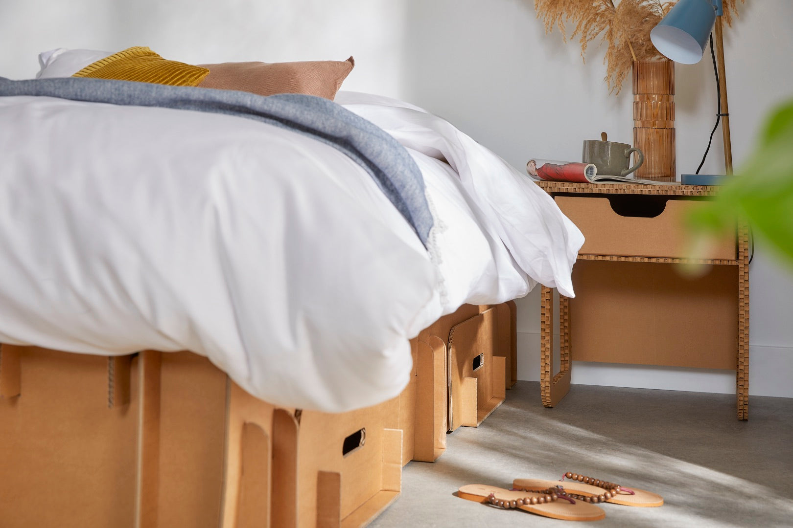 Cardboard beds | Lightweight, sturdy and 100% recyclable – Kartent